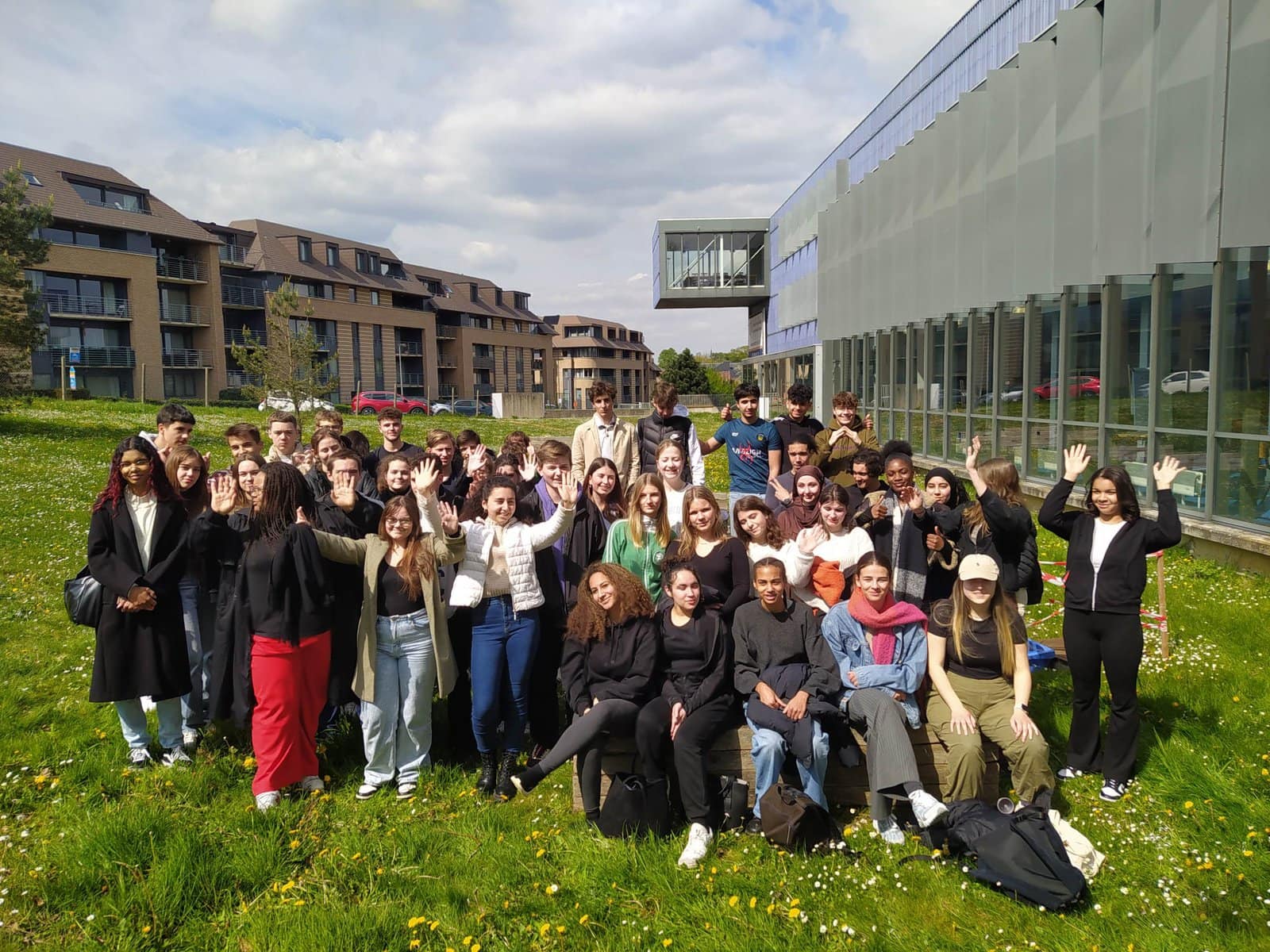 GO! atheneum Dendermonde - Tijd om te groeien