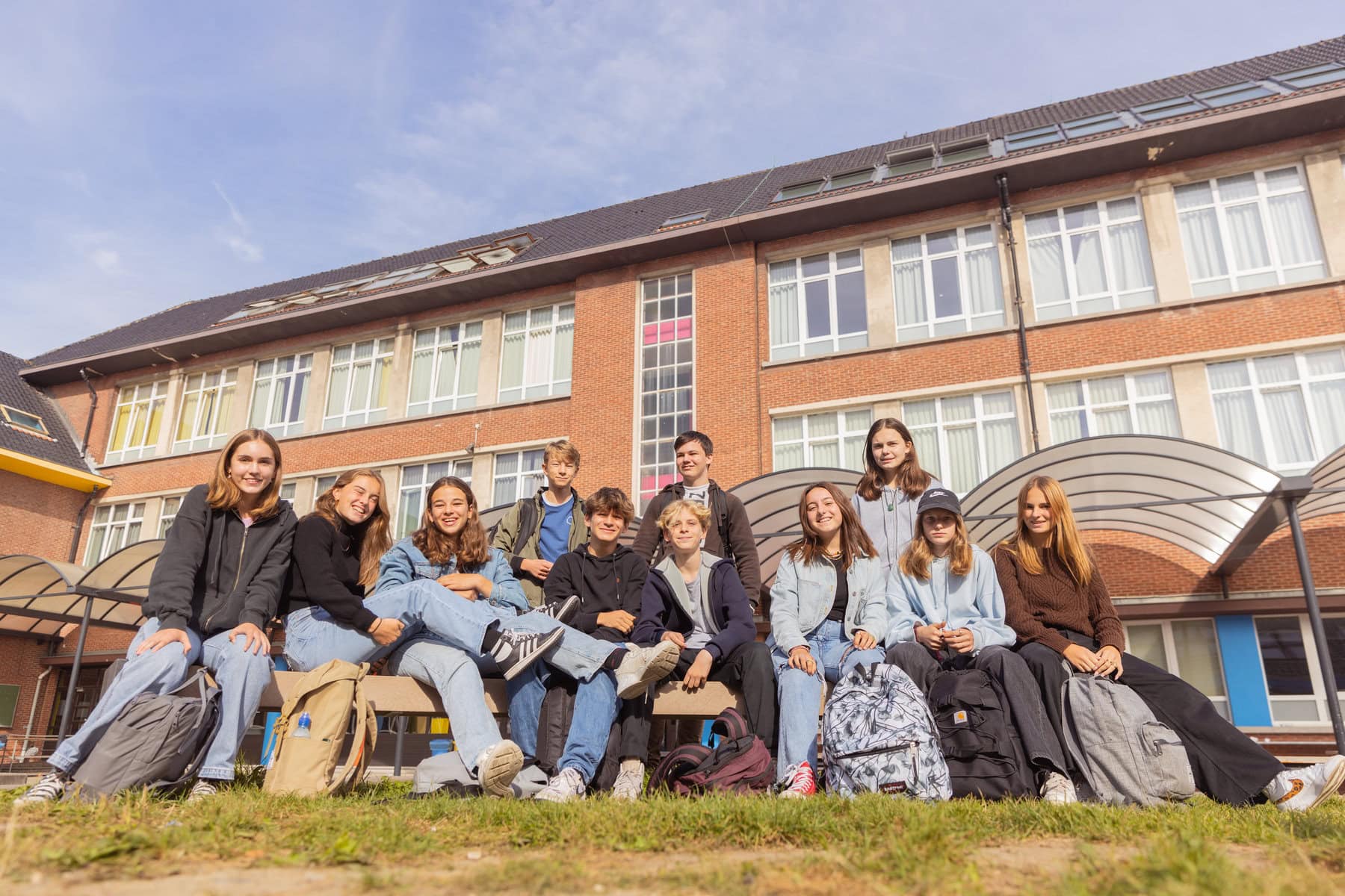 Mogelijkheid tot inschrijving op 24 mei - GO! atheneum Dendermonde